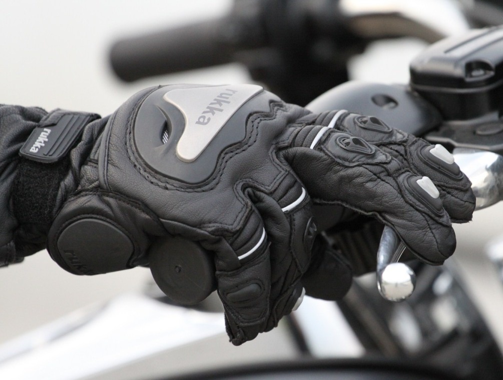 Test rękawic Rukka Argosaurus - turystyka na sportowo w każdą pogodę