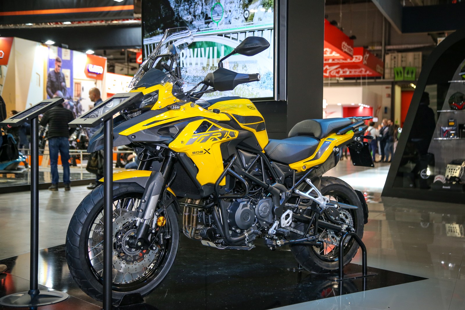 Zdjęcia: Benelli TRK250 - Modele Benelli 2020 z targow EICMA GALERIA