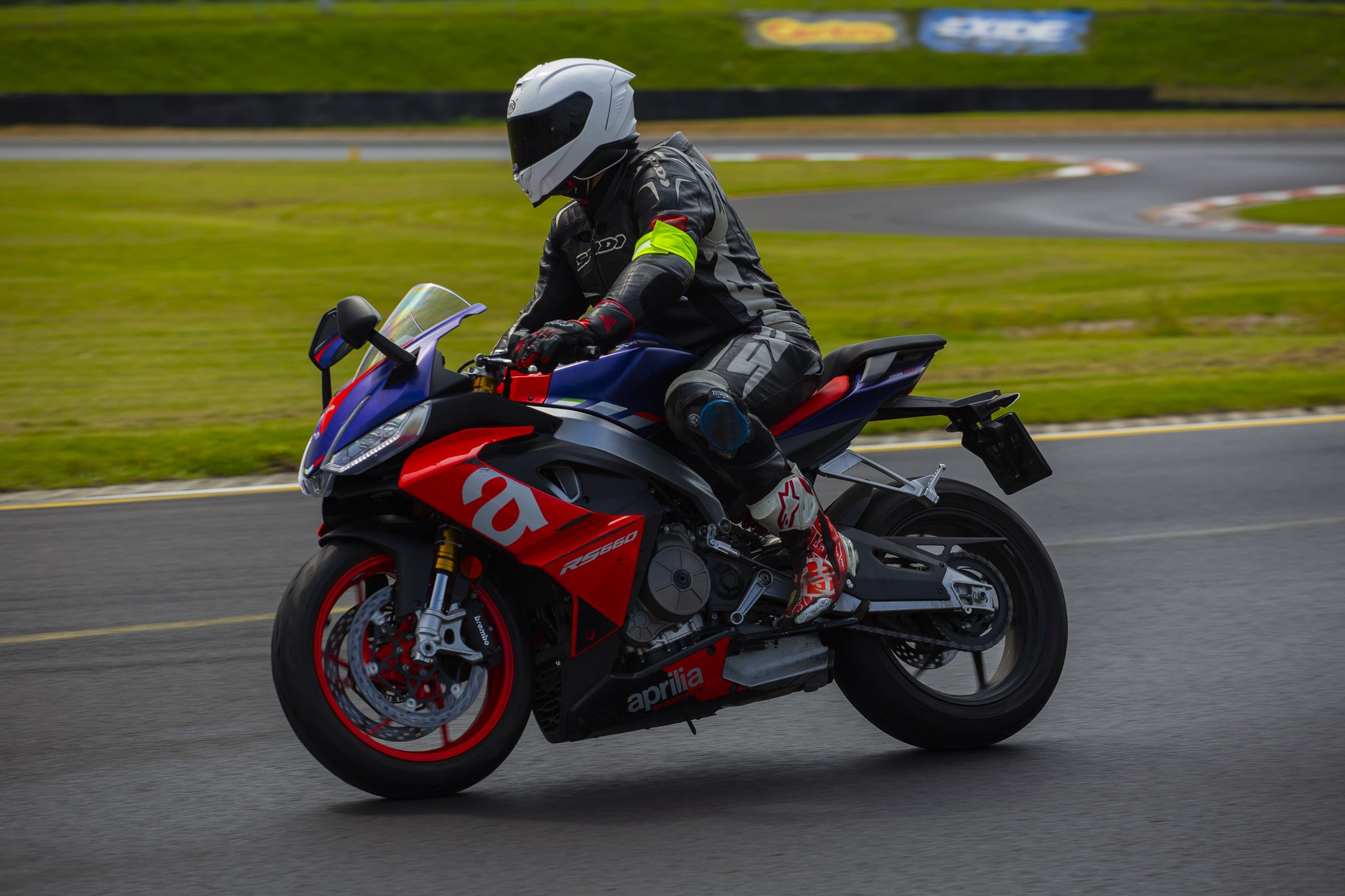 Zdjęcia: Aprilia Riding Experience Tor Slomczyn 072 - Aprilia Riding ...