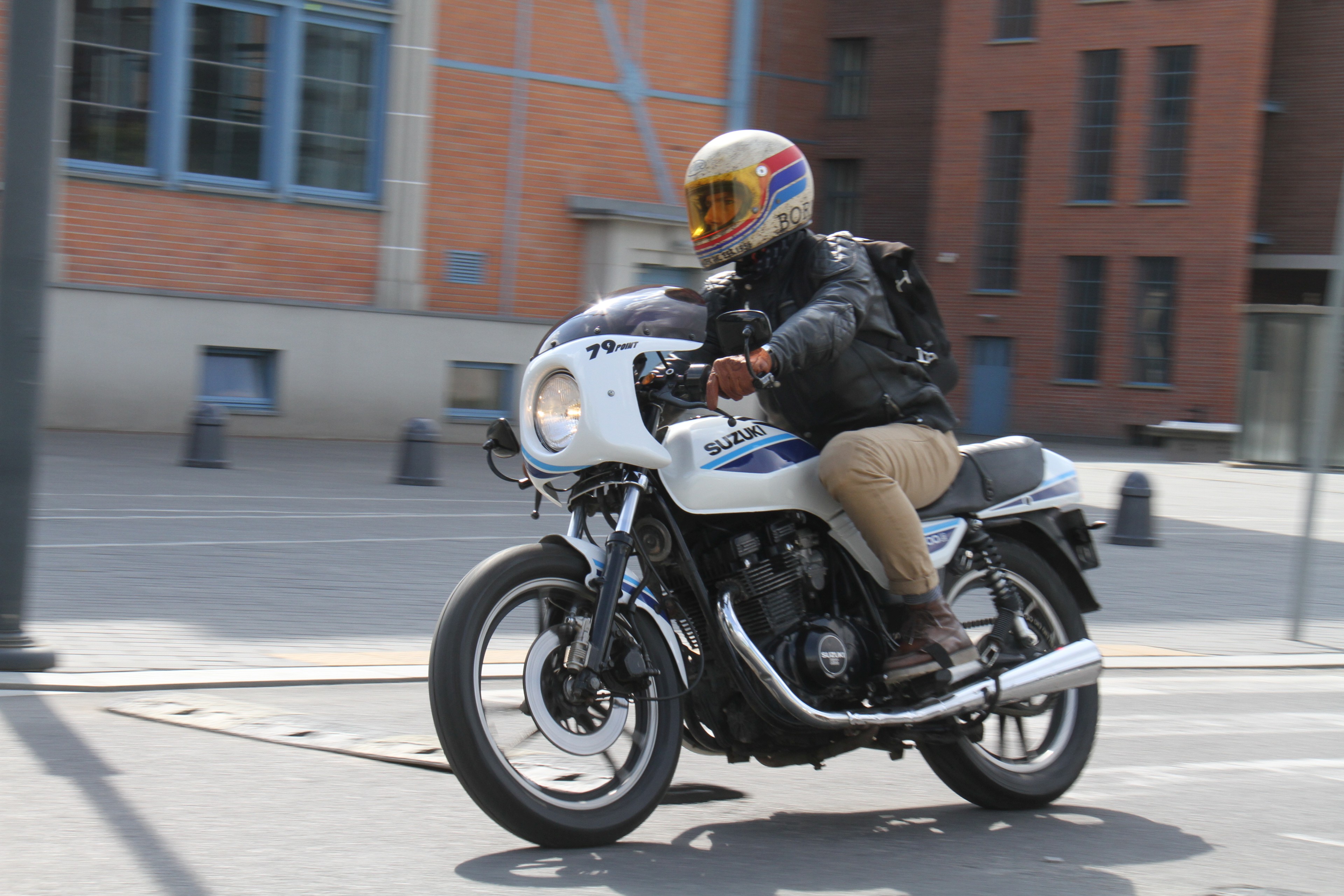 Zdjęcia: 02 Suzuki GSX 400E podczas jazdy - Suzuki GSX 400 E z 1986 ...