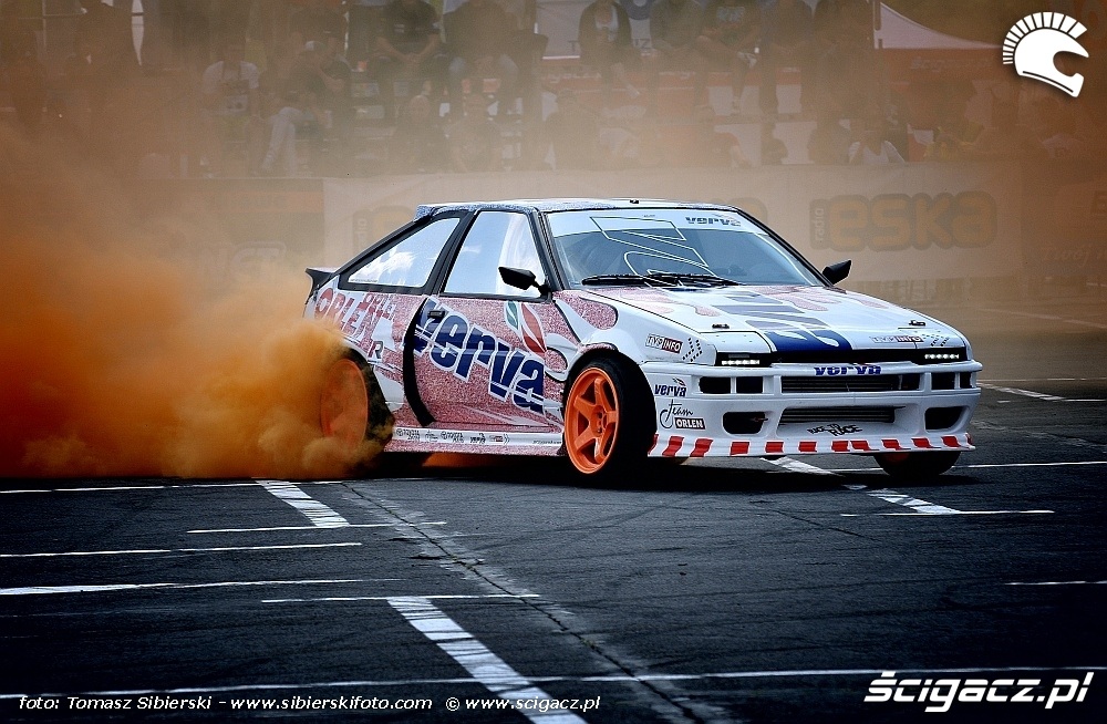 Zdjęcia: Verva Orlen Team Burnout - StuntGP w Bydgoszczy po prostu kosmos