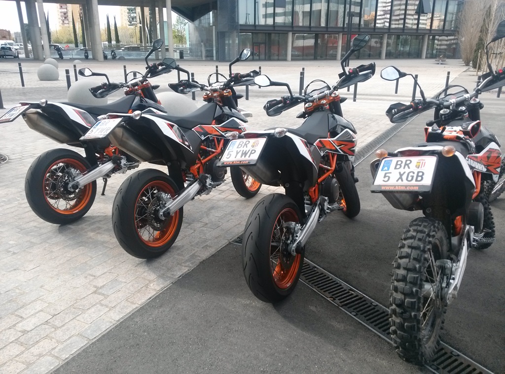 Testujemy nowe KTMy LC4 2014!