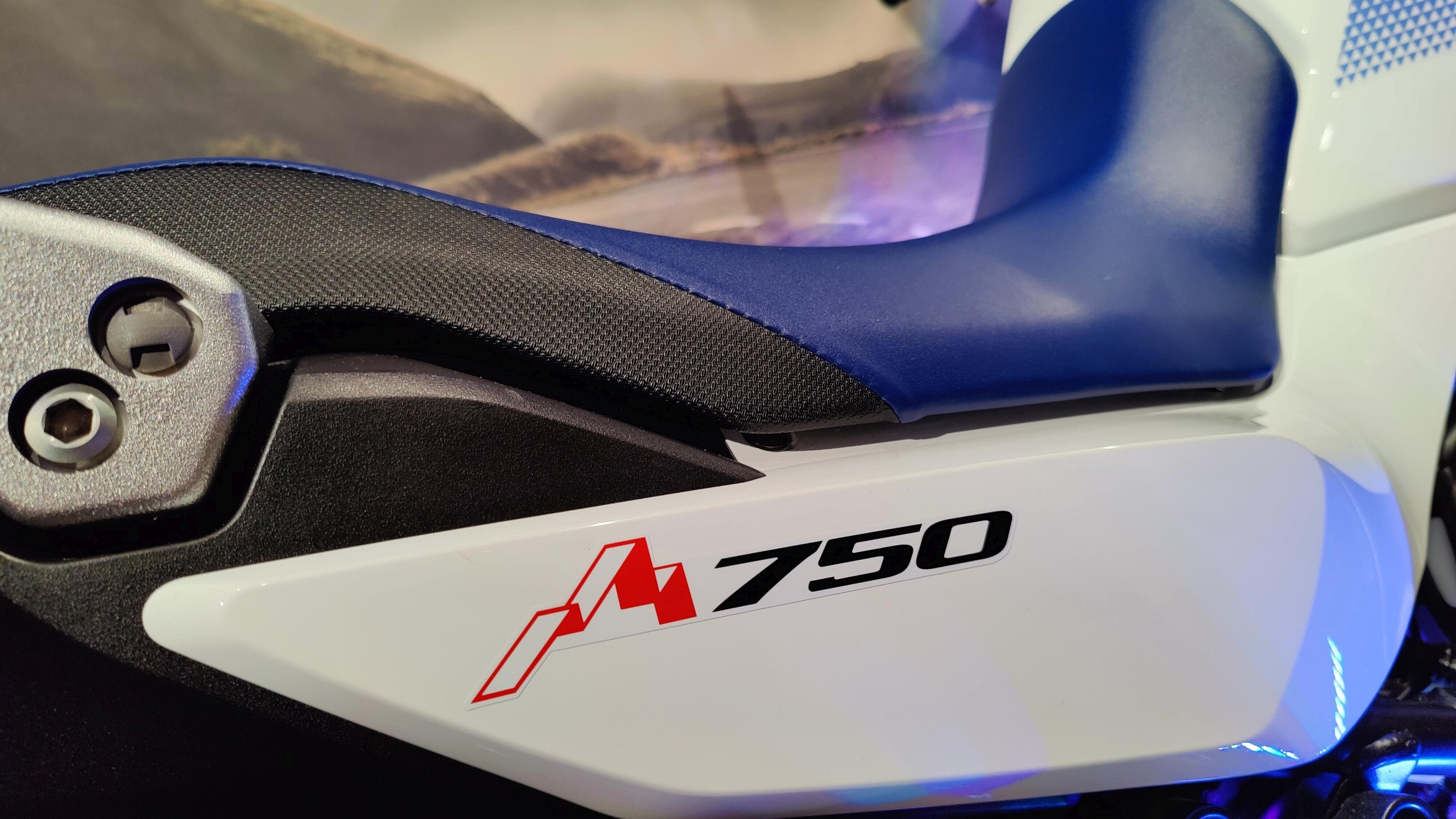 Zdjęcia: 09 Honda XL750 Transalp 2023 logo - Honda XL750 Transalp model ...