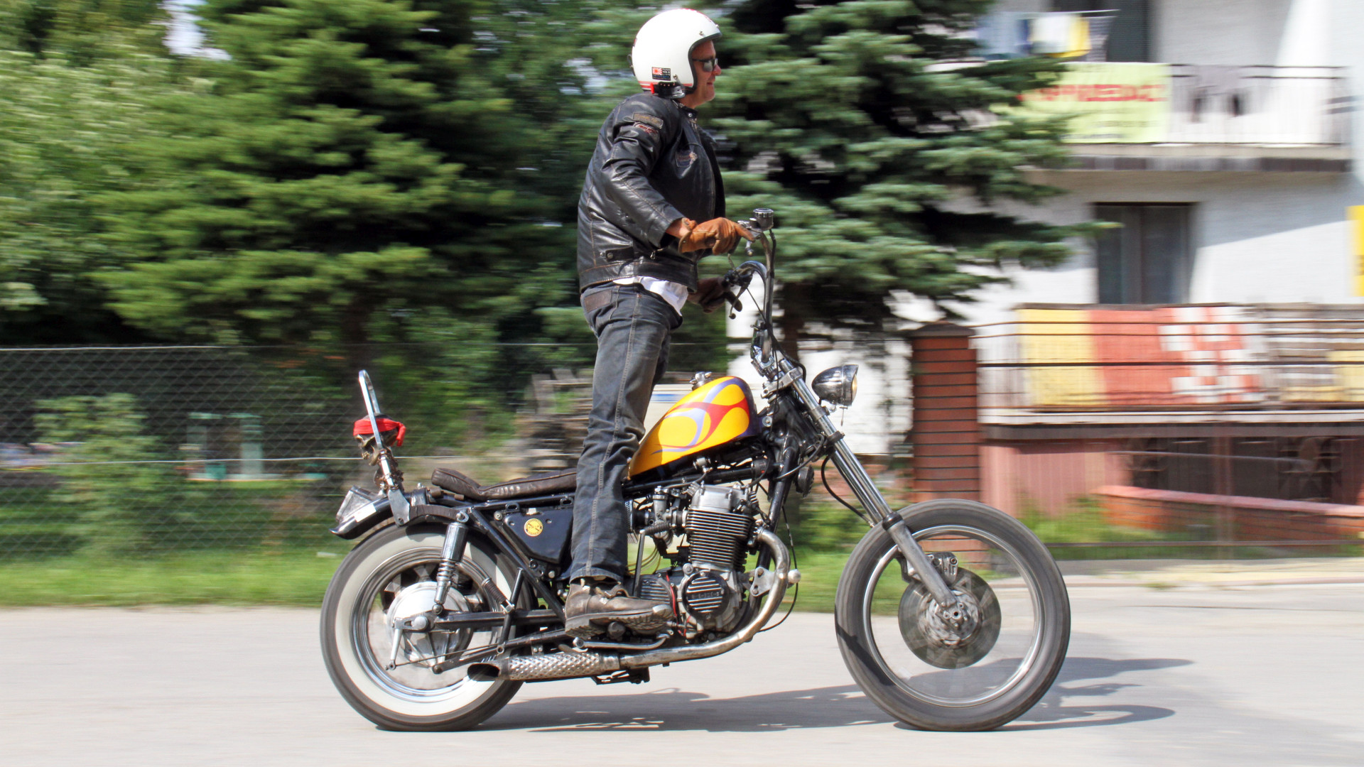 Honda CB 750 Four jako custom. I to w 3 różnych wariantach! Zobacz ...