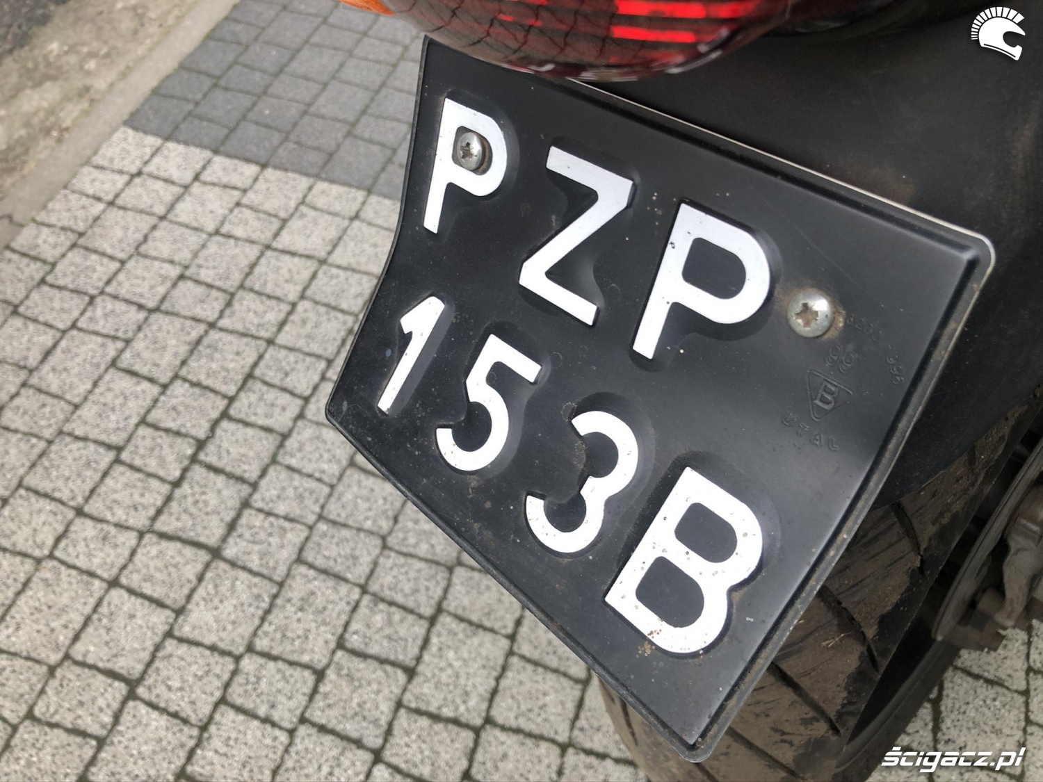 Zdjęcia: czarne tablice - Obowiazkowa wymiana tablic rejestracyjnych w ...